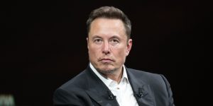 Elon Musk Reveals His Plans for Zelensky, Aligning With Russia | Dagens.com
