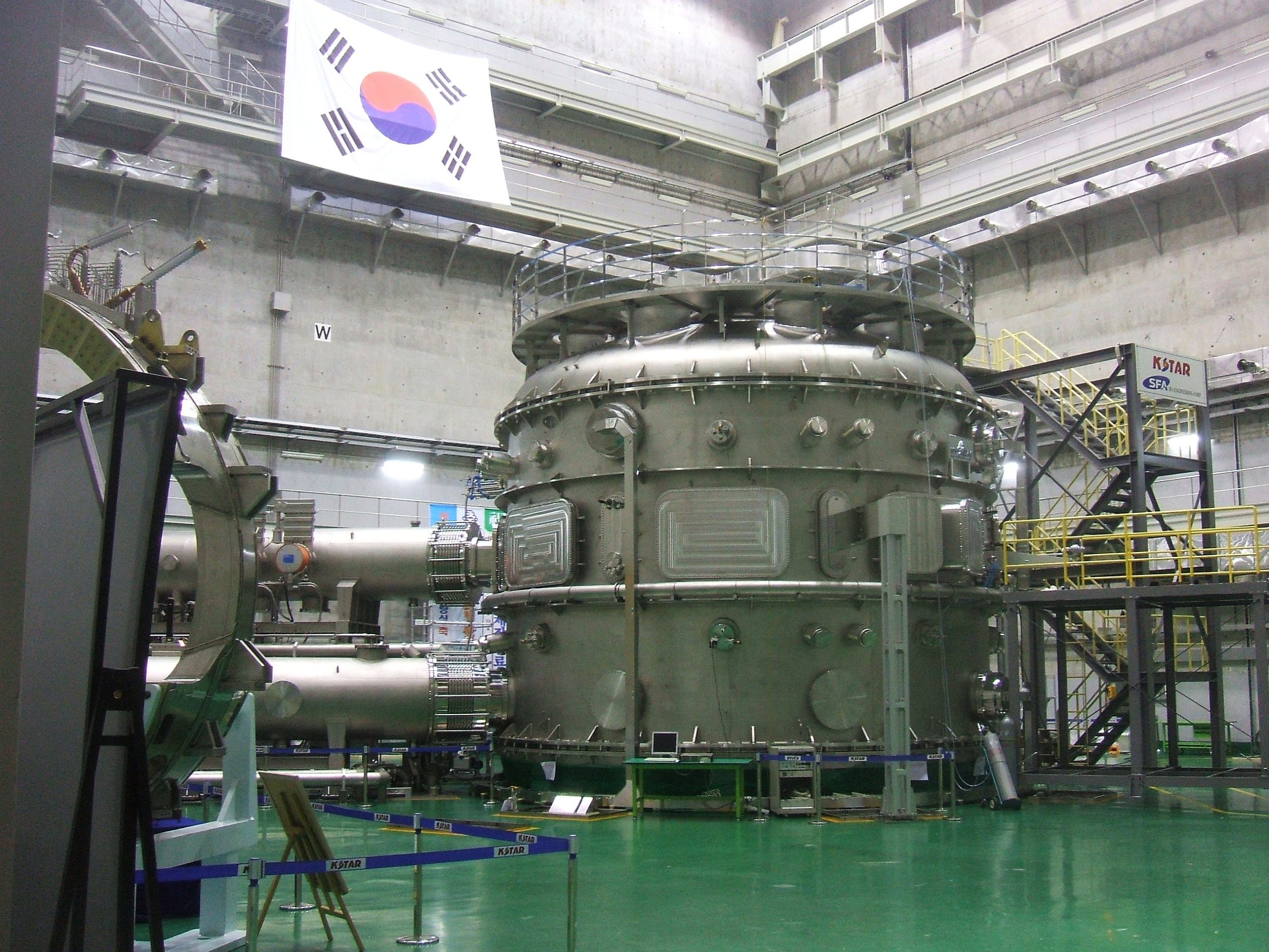 Korean "Artificial Sun" Shatters Fusion Energy World Record