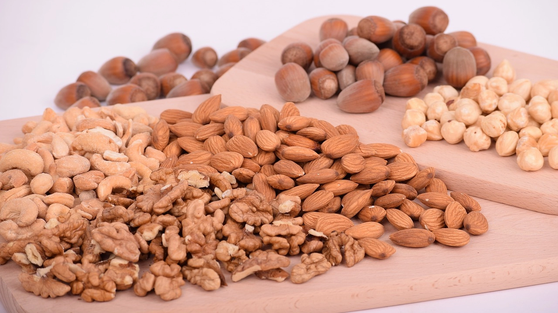 The Healthiest Nuts: Which Varieties to Add to Your Diet