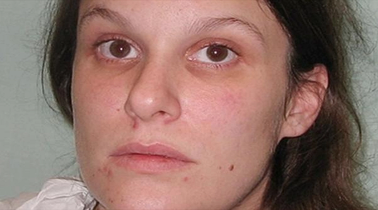 Sara often helped her 77-year-old neighbor with food - but then she ...