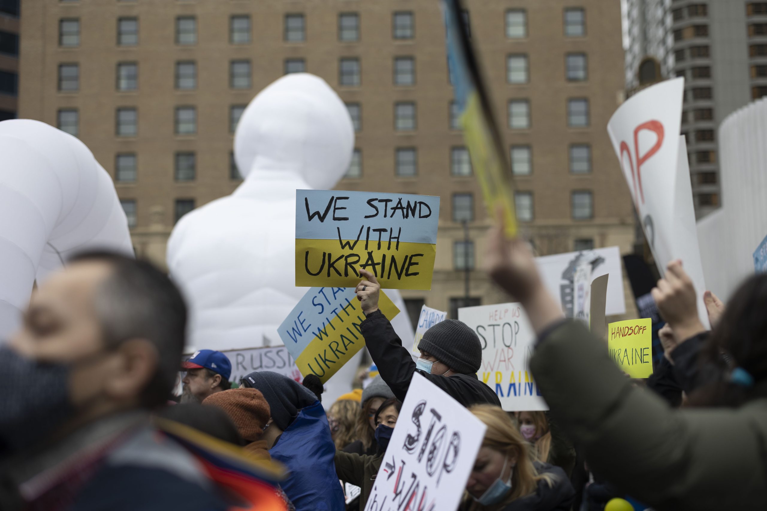 Ukrainian Intelligence Backs Russian Volunteers Fighting Against Putin ...